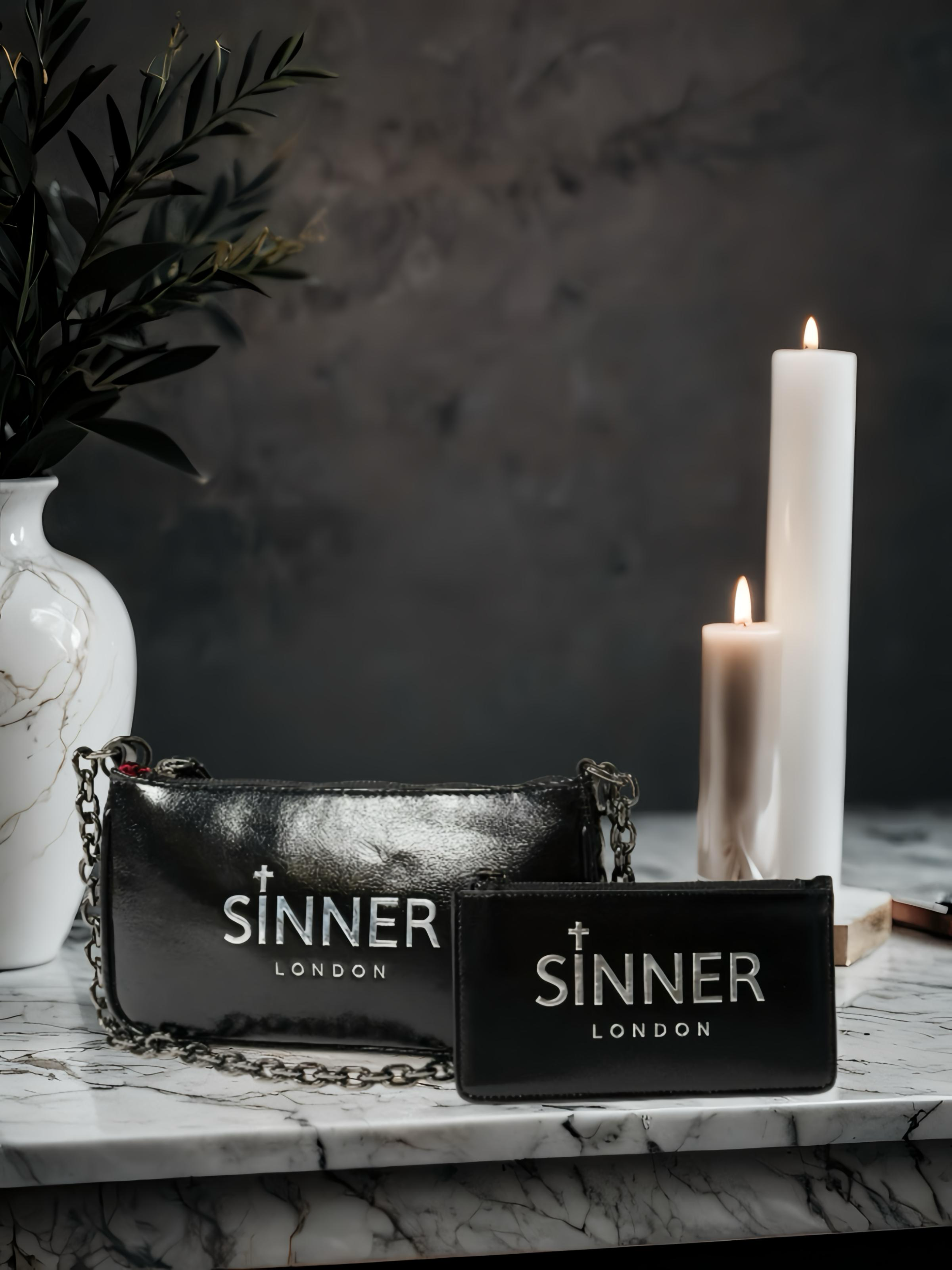 BLACK ROSE GIFT SET – SINNER LONDON